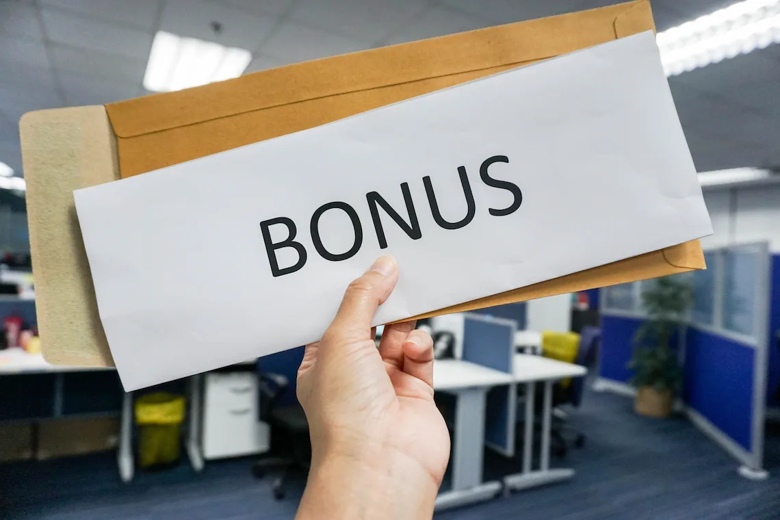 The Dark Side of Performance Bonuses | Working Knowledge