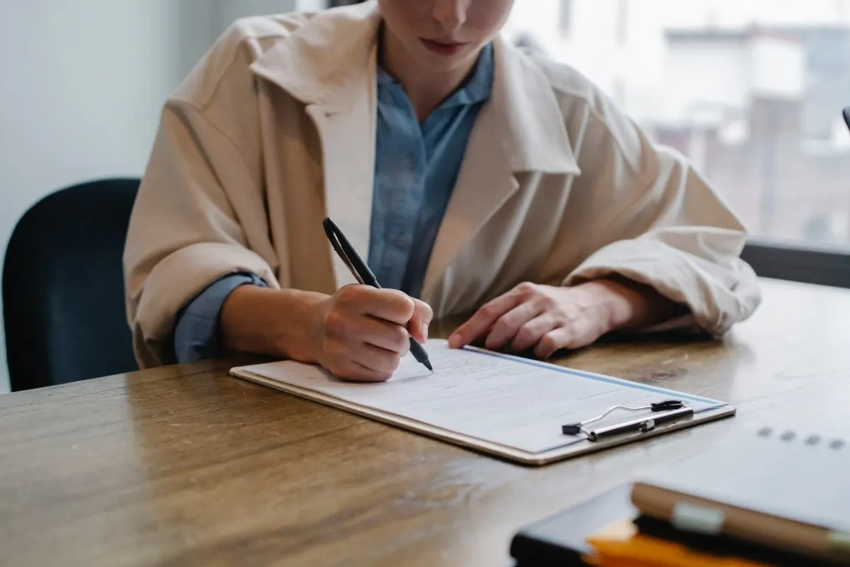 3 Examples of Bad Survey Questions & How to Fix Them