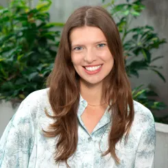 Madison McIlwain | MBA